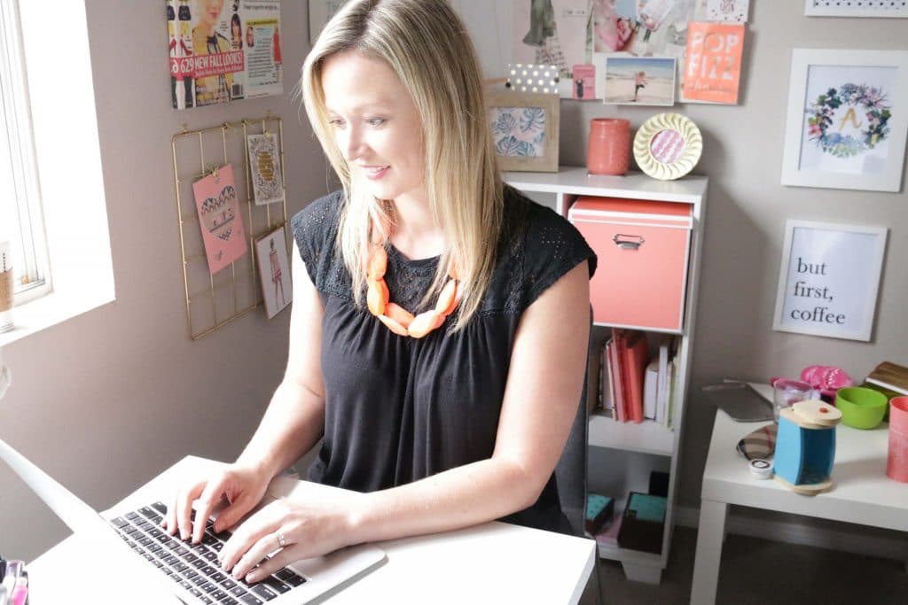 How To Communicate With A Virtual Team | Classy Career Girl