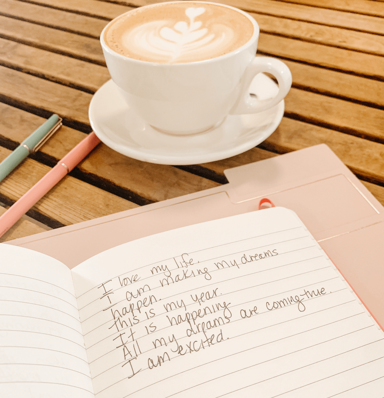 4 Strategies To Help You Stick To Your Goals | Classy Career Girl